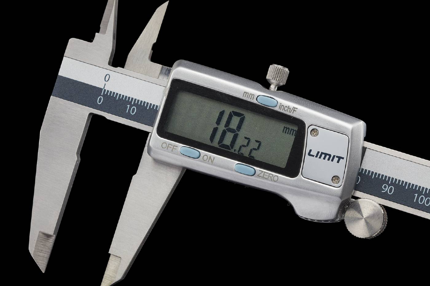DIGITAL CALIPER 150MM - Precision measuring instruments | Limit
